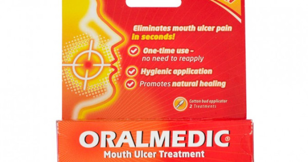 Oralmedic Mouth Ulcer Treatment 2 cotton bud applicator